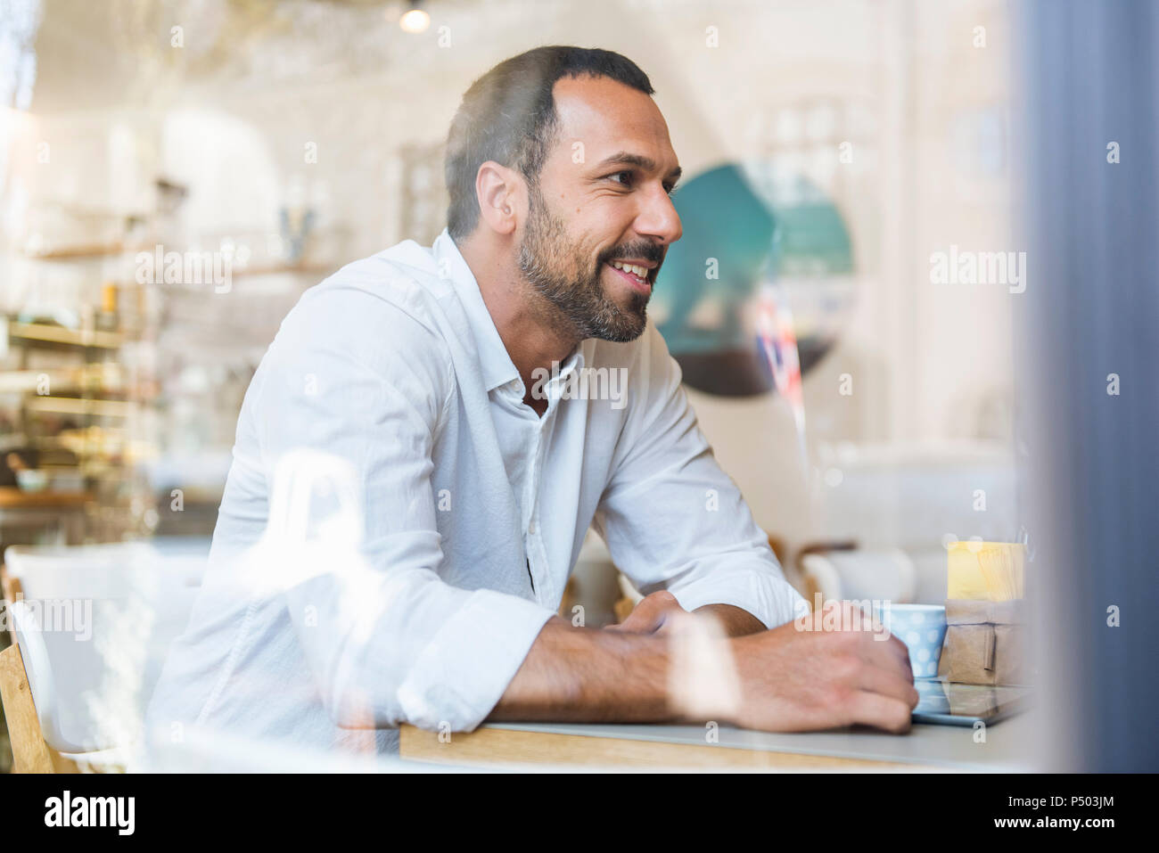 Man cafe not business hi-res stock photography and images - Alamy