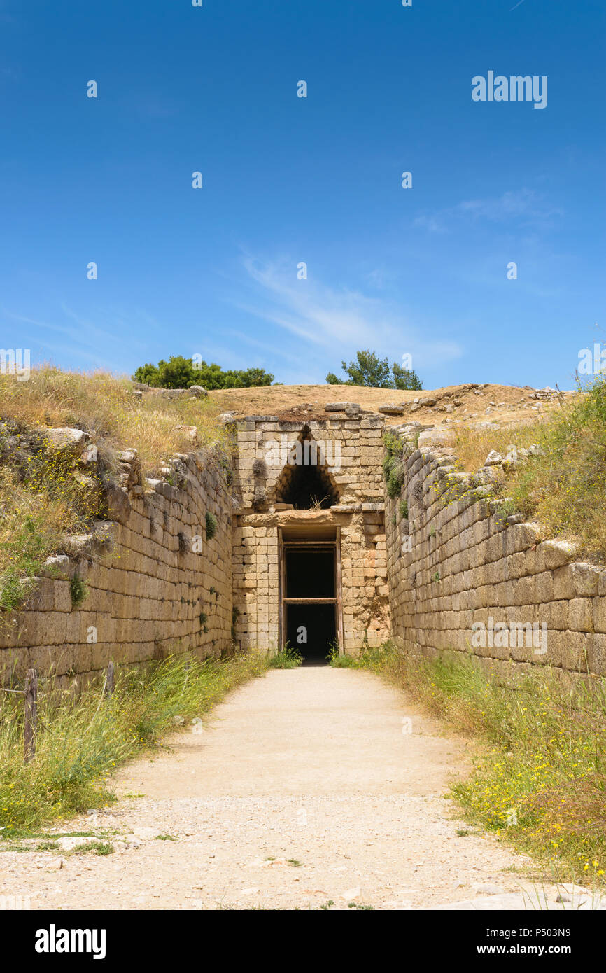 Mycenaean treasure hi-res stock photography and images - Alamy