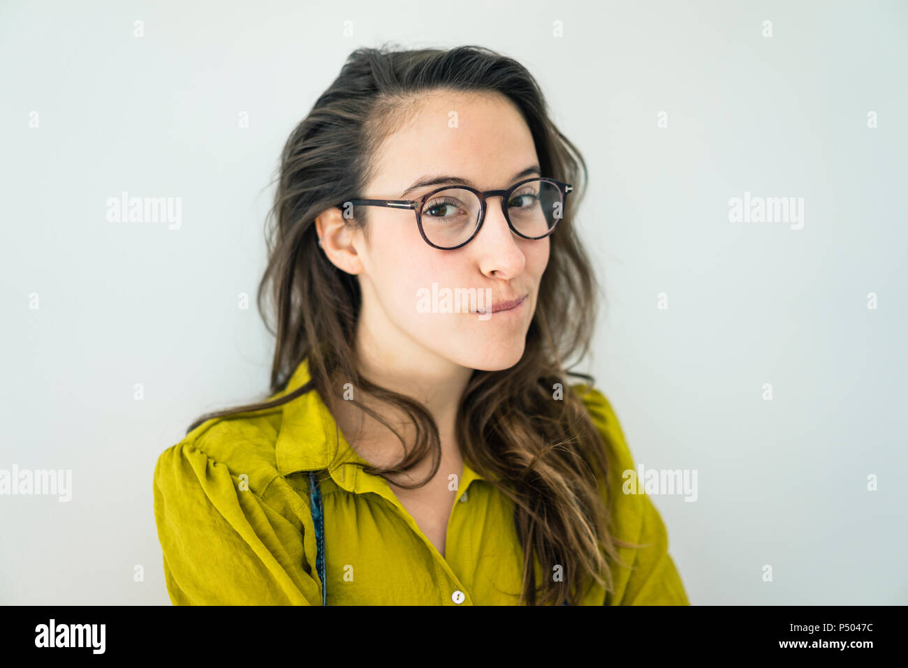Wearing glasses hi-res stock photography and images - Alamy