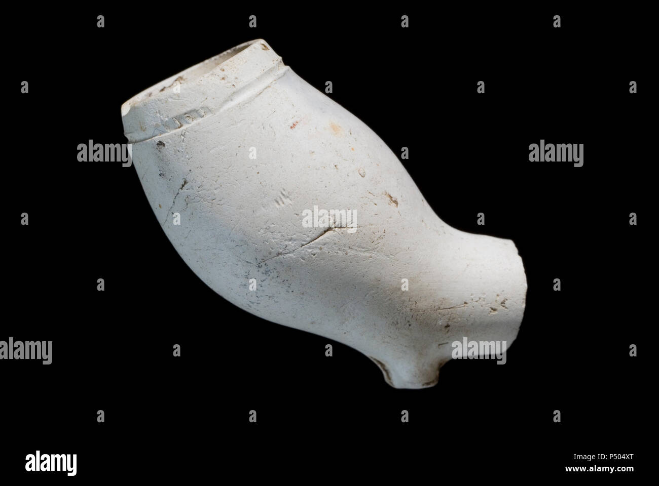 17th Century Clay Pipe Stock Photo - Alamy