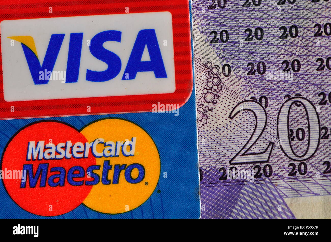 Maestro credit card hi-res stock photography and images - Alamy