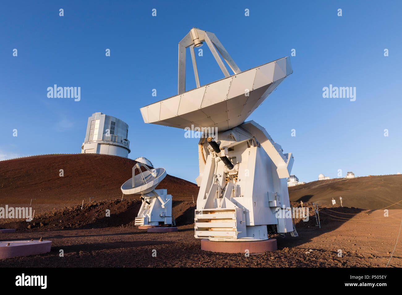 Mauna Kea Smithsonian Submillimeter Array, Big Island, Hawaii Stock ...
