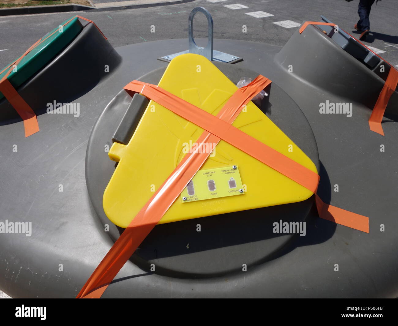 Disposal Point High Resolution Stock Photography and Images - Alamy