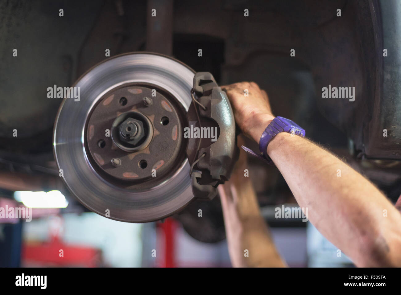 Brake mechanic hi-res stock photography and images - Alamy
