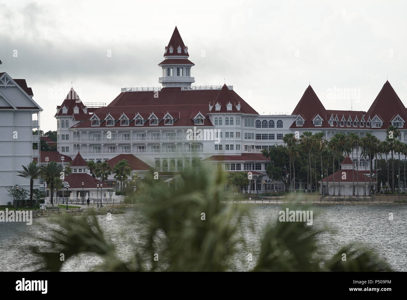 General views of the Polynesian Resort in Walt Disney World, Orlando ...
