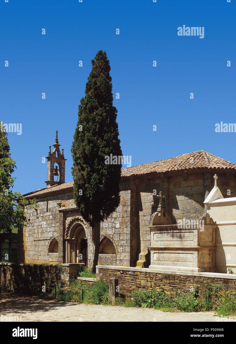 ARTE ROMANICO. ESPAÑA. IGLESIA DE SANTA MARIA. Templo románico ...