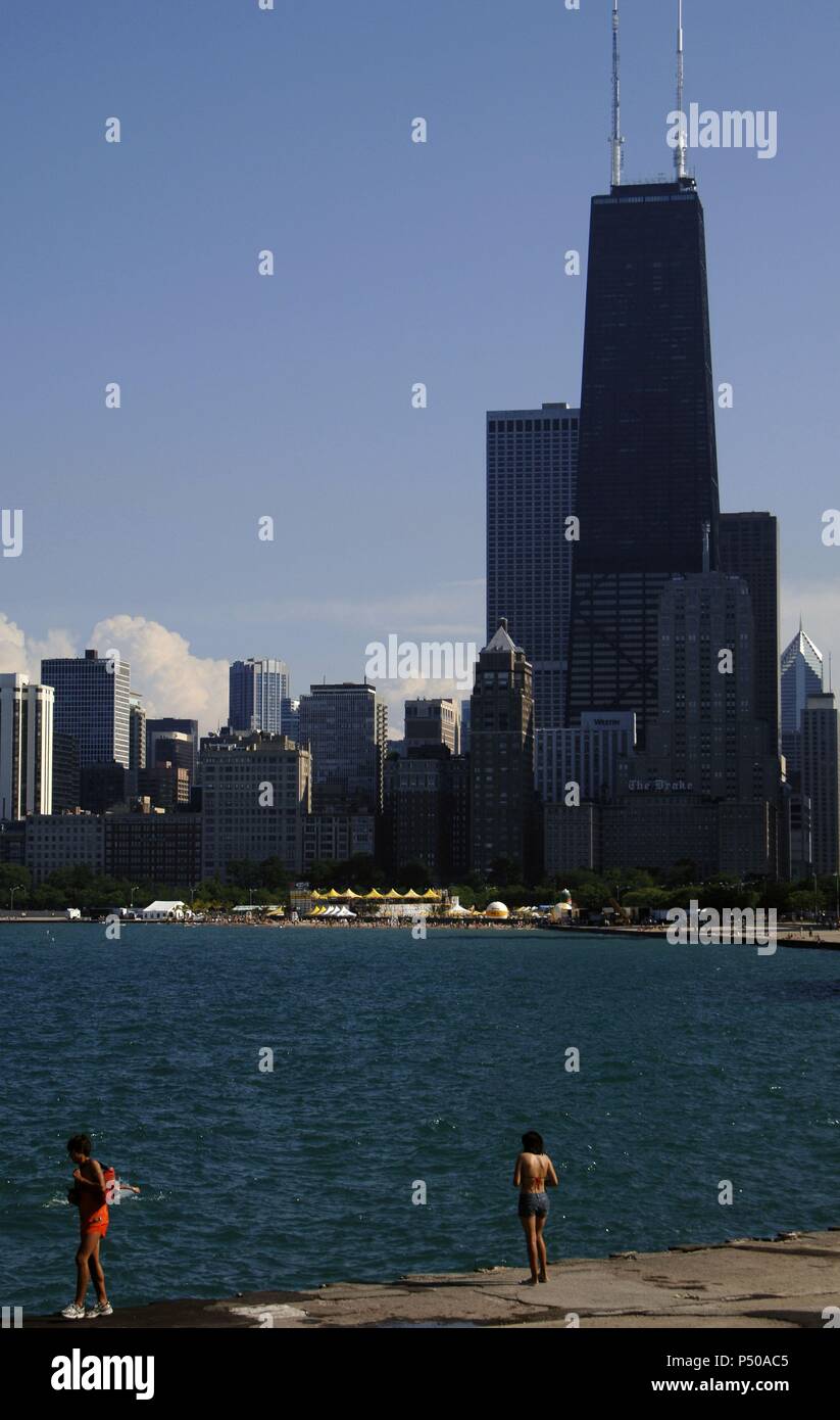 Chicago a orillas del lago hi-res stock photography and images - Alamy