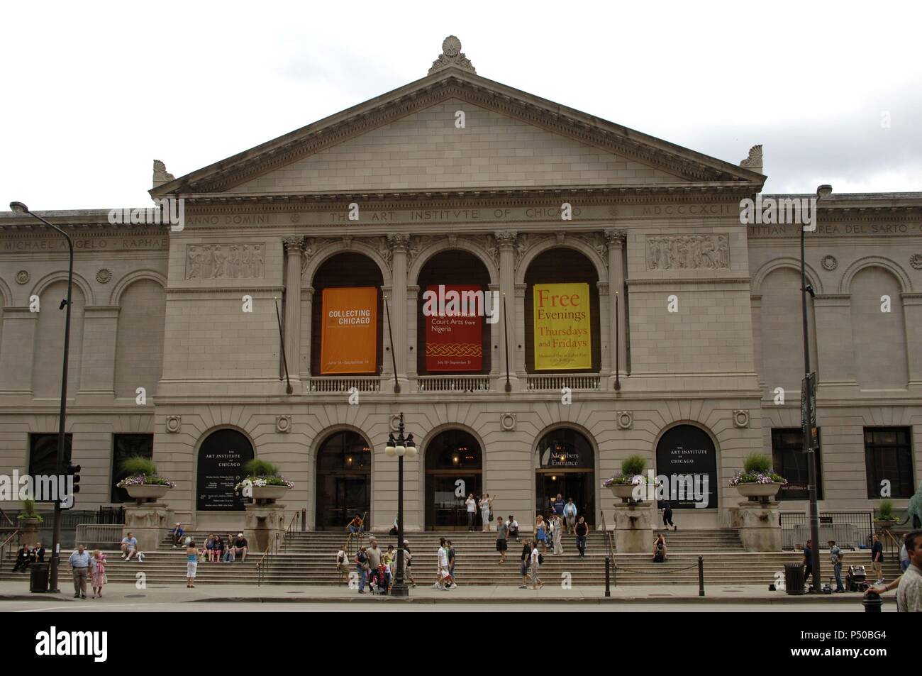 Art institute of chicago staircase hi-res stock photography and images ...