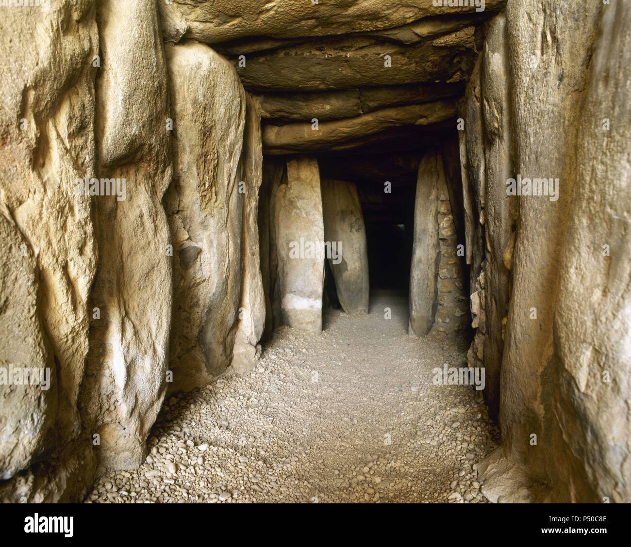 ARTE PREHISTORICO. EDAD METALES-MEGALISTISMO. ESPAÑA. DOLMEN DEL ...