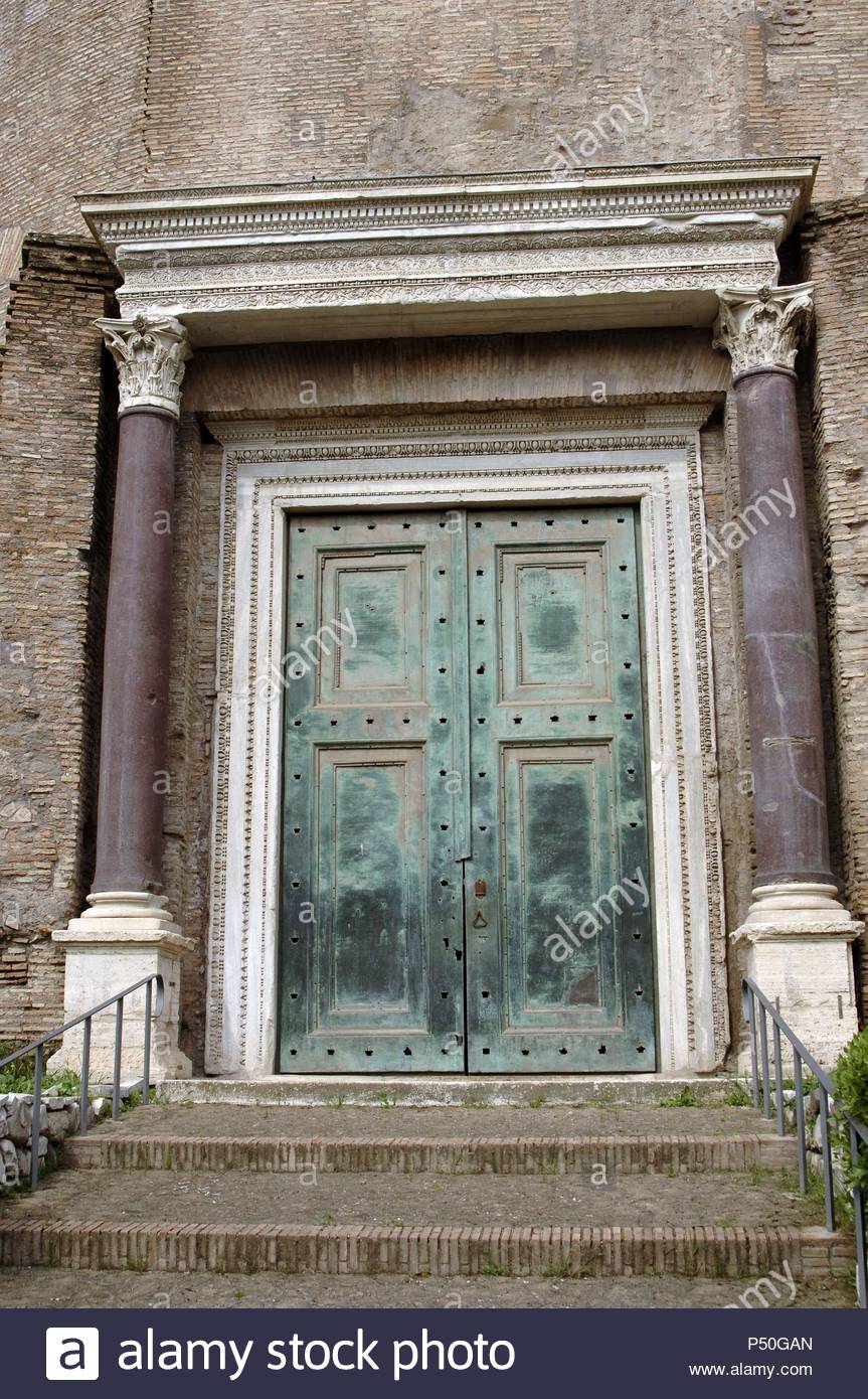 Temple Romulus Bronze Door Roman Stock Photos & Temple Romulus Bronze ...