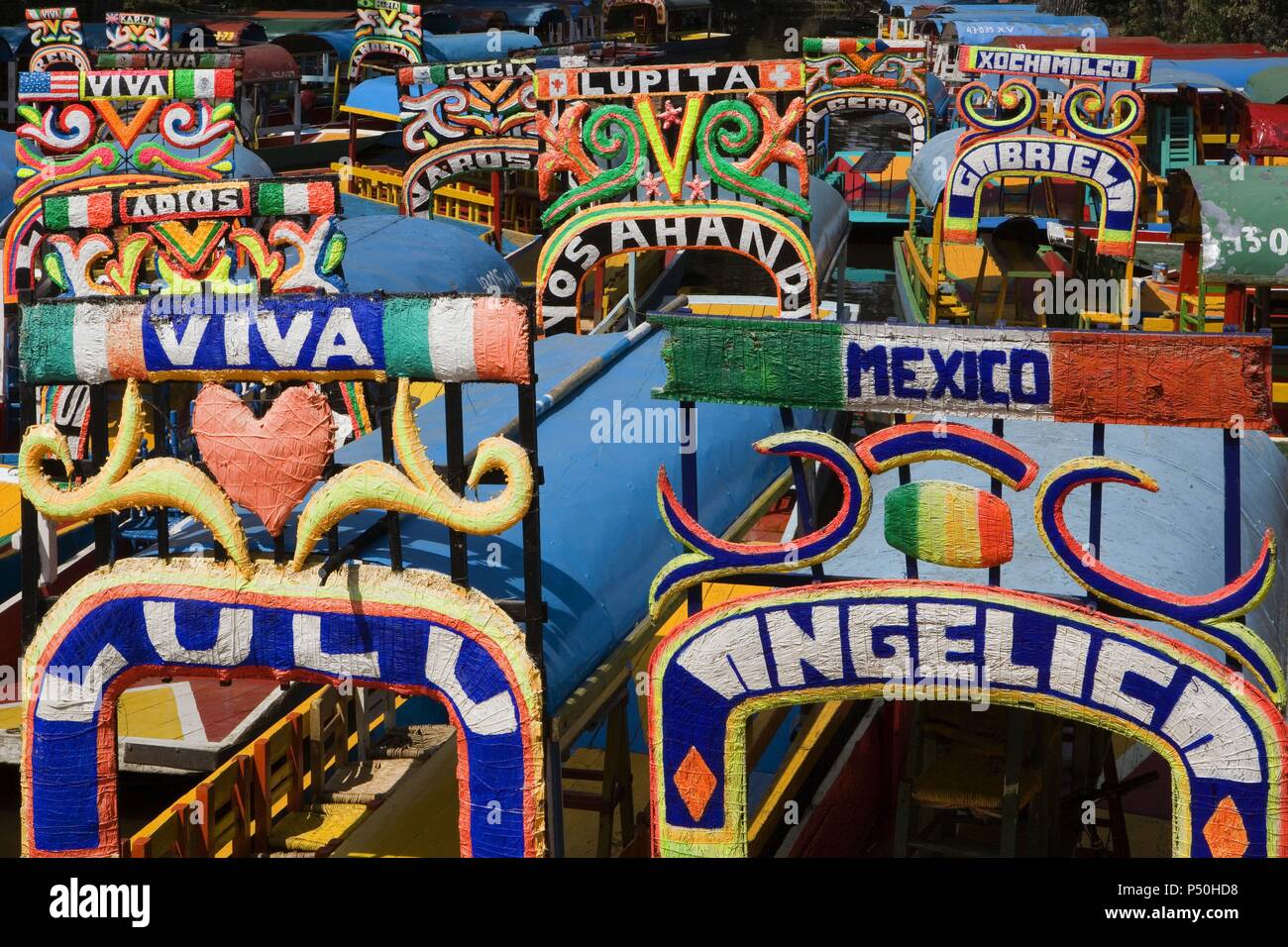 Canales de xochimilco hi-res stock photography and images - Alamy