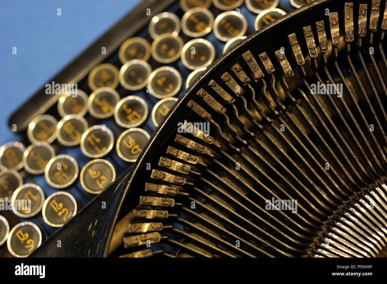 Vintage typing machine hi-res stock photography and images - Alamy