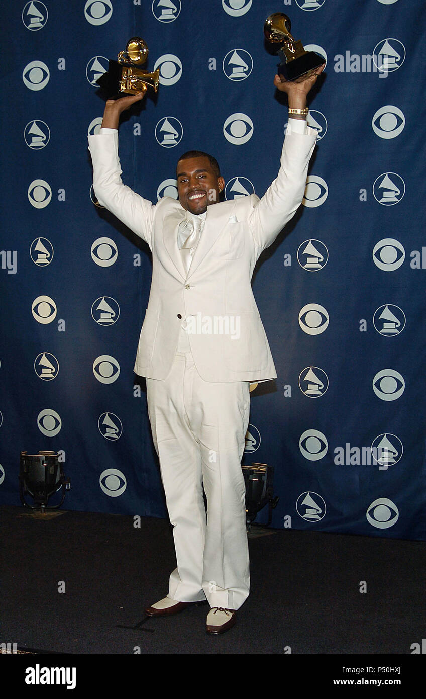Kanye west 2006 grammys hi-res stock photography and images - Alamy