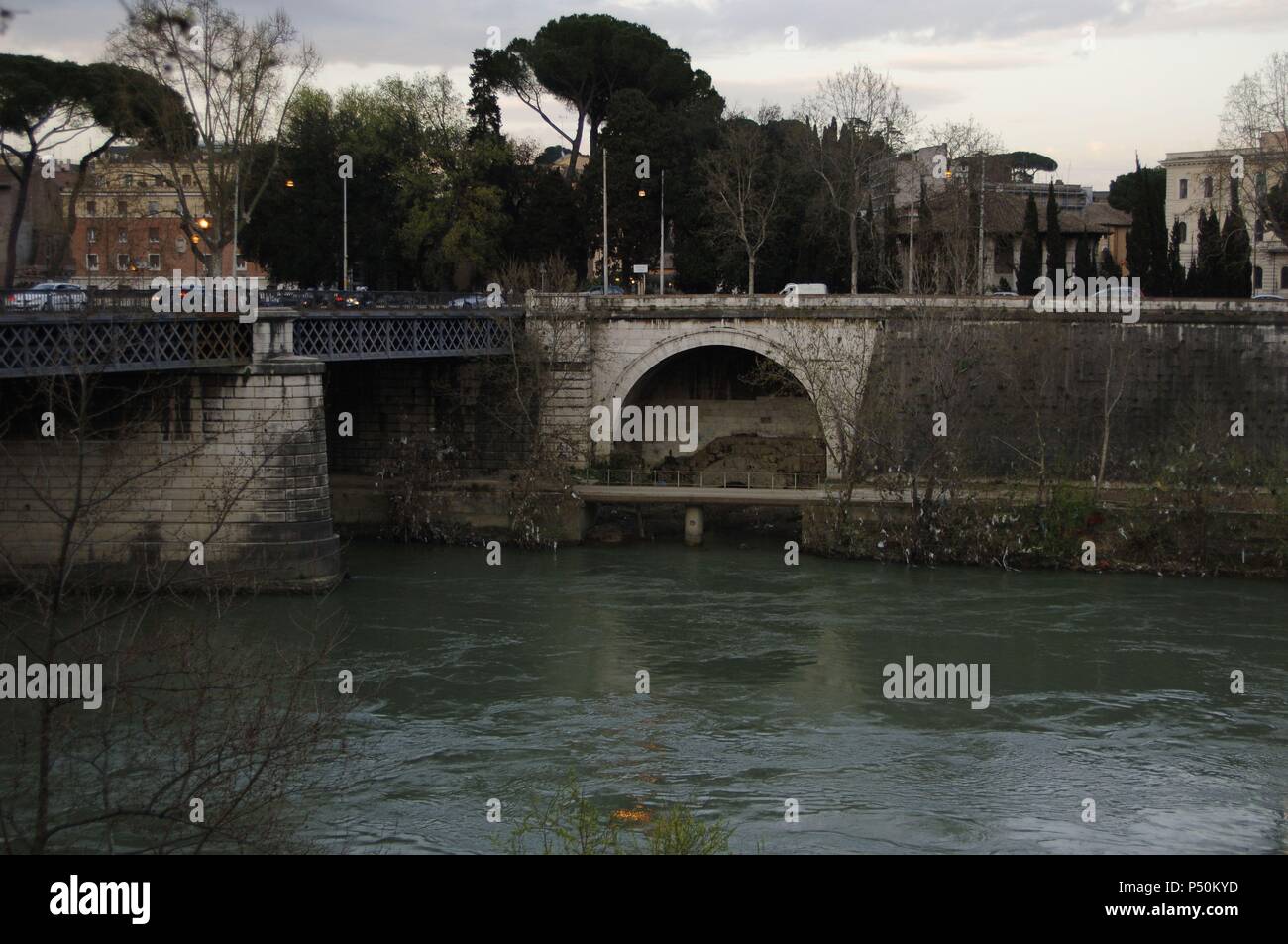 Rome tiber cloaca maxima antique hi-res stock photography and images ...