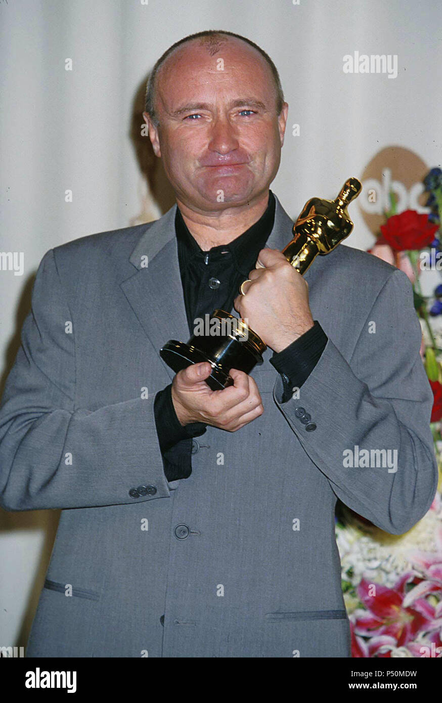 Phil collins 2002 hi-res stock photography and images - Alamy