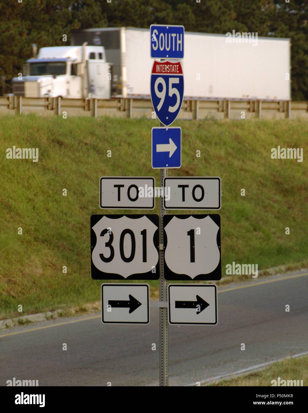 American highway south north signs hi-res stock photography and images ...