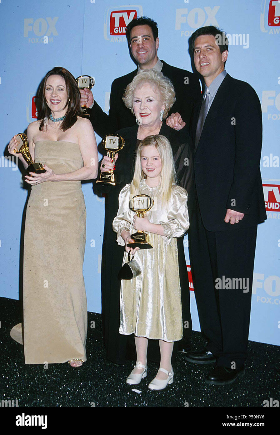 - Everybody Loves Raymond-cast.jpgEverybody Loves Raymond-cast Event in ...