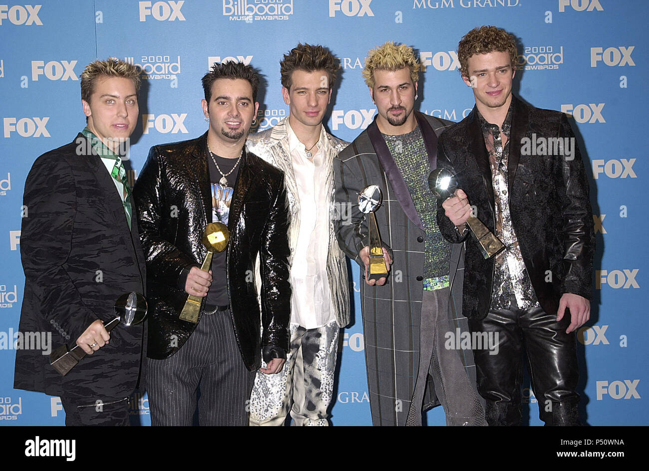 - N'Sync.01F.jpgN'Sync.01F Event in Hollywood Life - California, Red ...