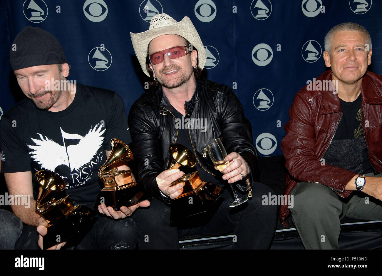 U2 2001 hi-res stock photography and images - Alamy