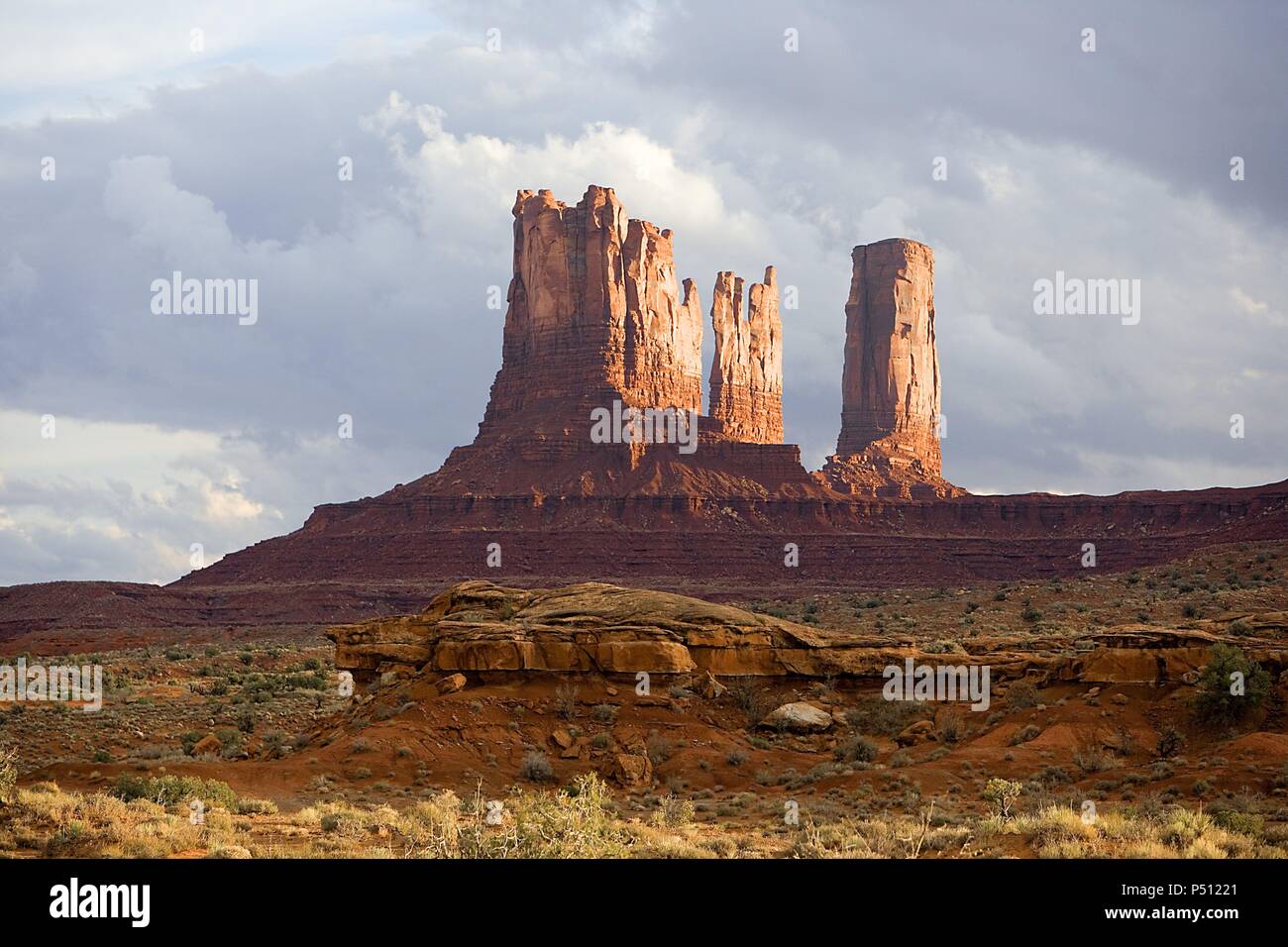 ESTADOS UNIDOS. MONUMENT VALLEY NAVAJO TRIBAL PARK. Pertenece a la zona ...
