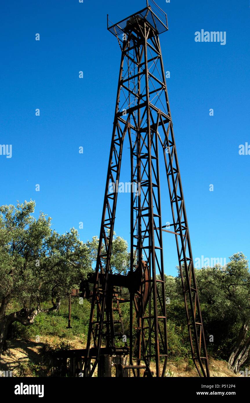 Oil extraction in Ballsh. Republic of Albania Stock Photo - Alamy