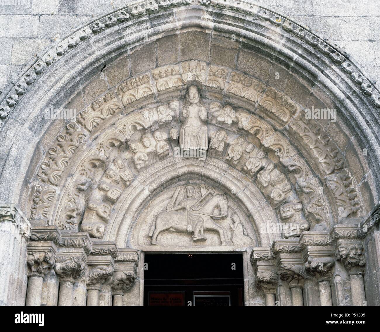 ARTE GOTICO. ESPAÑA. IGLESIA DE SANTIAGO. Erigida por Fernán Pérez de ...