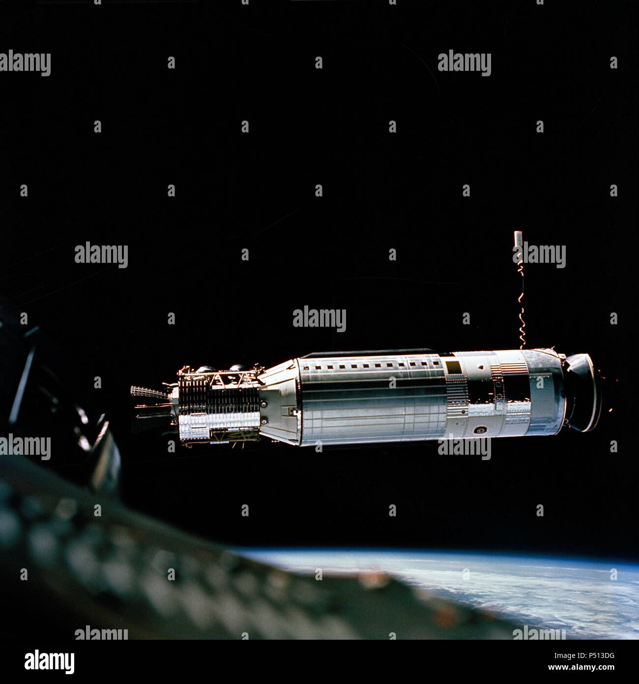 1966 space docking hi-res stock photography and images - Alamy