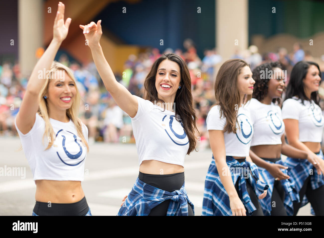 Colts cheerleaders hi-res stock photography and images - Alamy