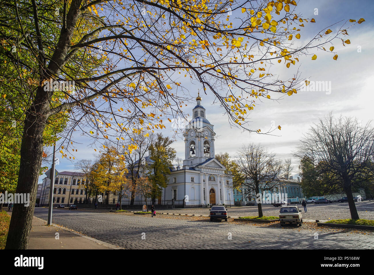 6 head tower light hi-res stock photography and images - Alamy