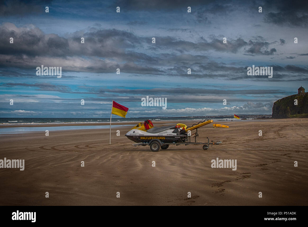 Rnli boat hi-res stock photography and images - Alamy