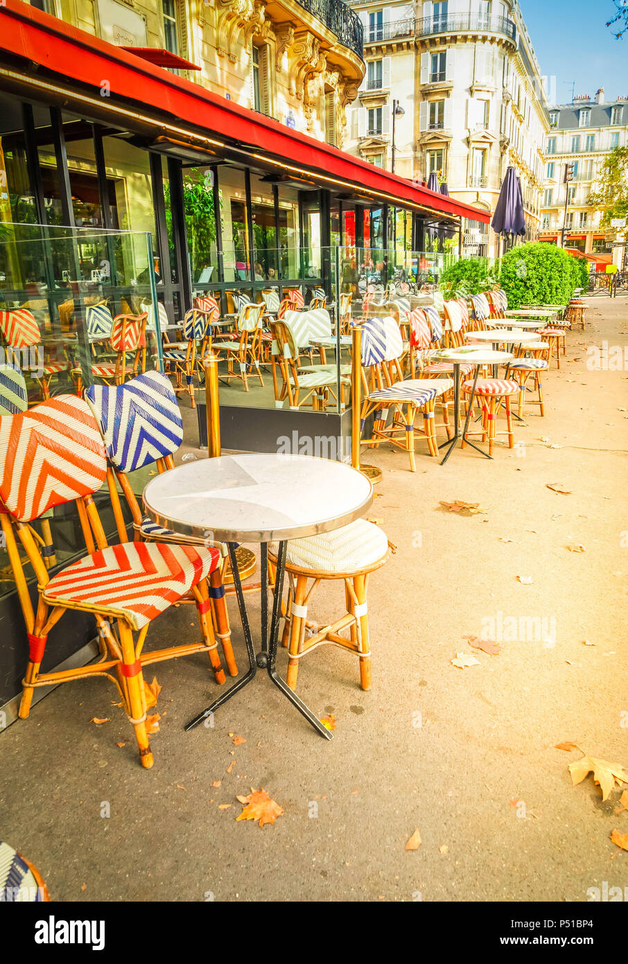 Paris corner cafe montmartre hi-res stock photography and images - Alamy