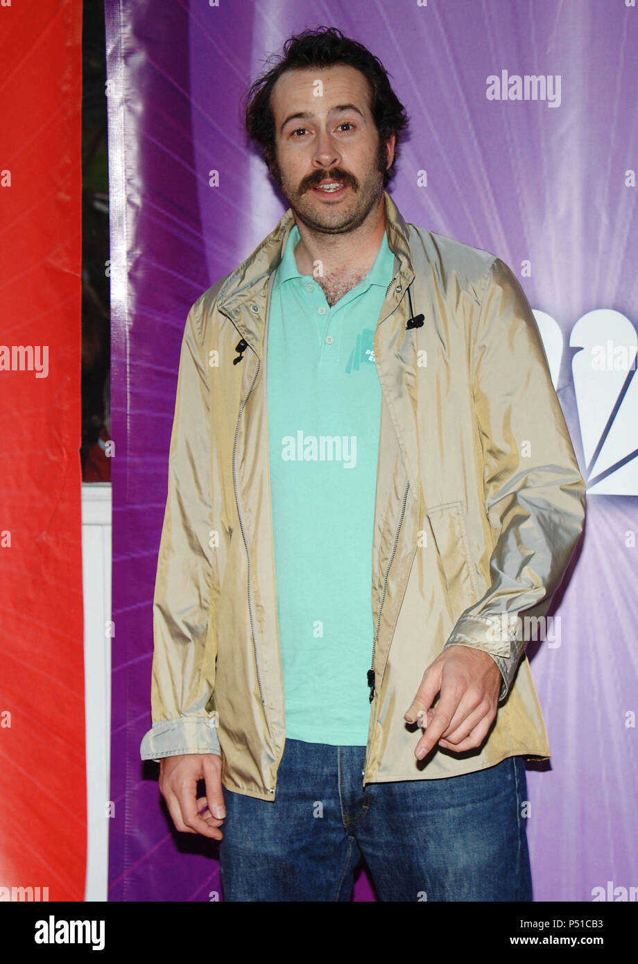 Jason Lee arriving at the NBC - tca Summer 2005 Party at the Century ...
