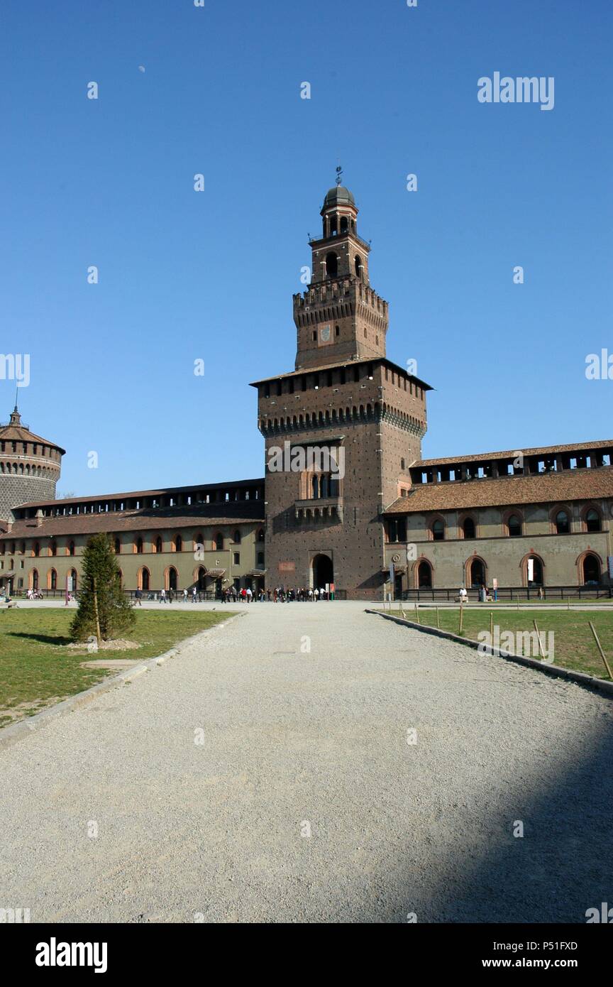 ITALIA. MILAN. CASTILLO SFORZA. Originariamente fue una fortaleza ...