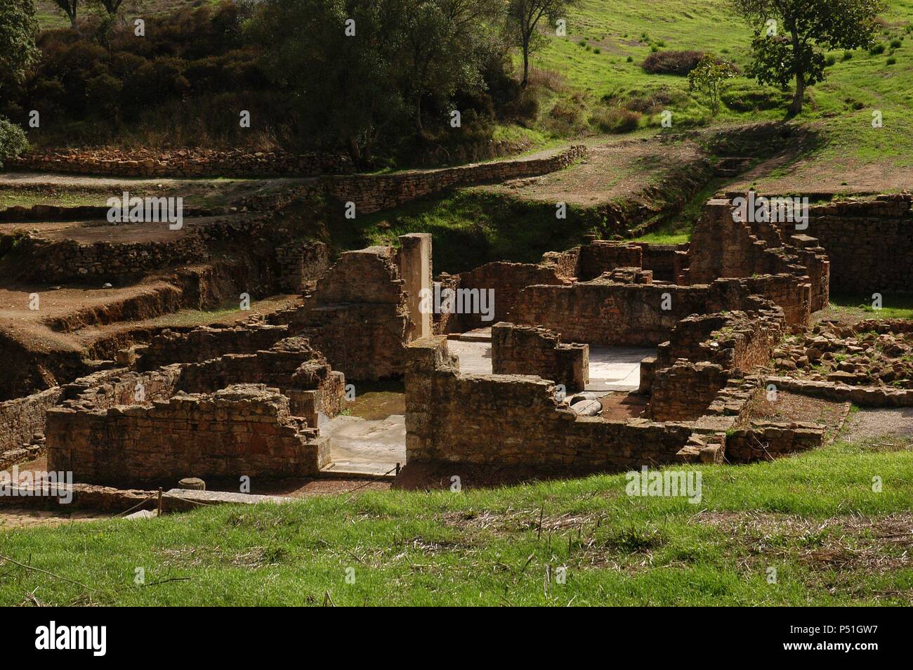 ARTE ROMANO. PORTUGAL. RUINAS ROMANAS DE MIROBRIGA. Situadas sobre los ...
