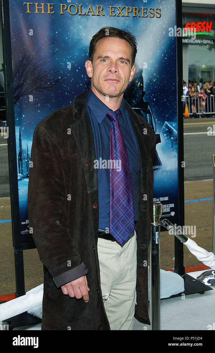 Peter scolari hi-res stock photography and images - Alamy