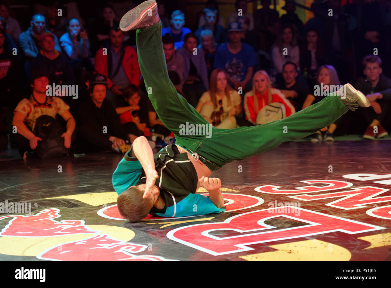 St. Petersburg, Russia - June 1, 2018: Unidentified breakdancer ...