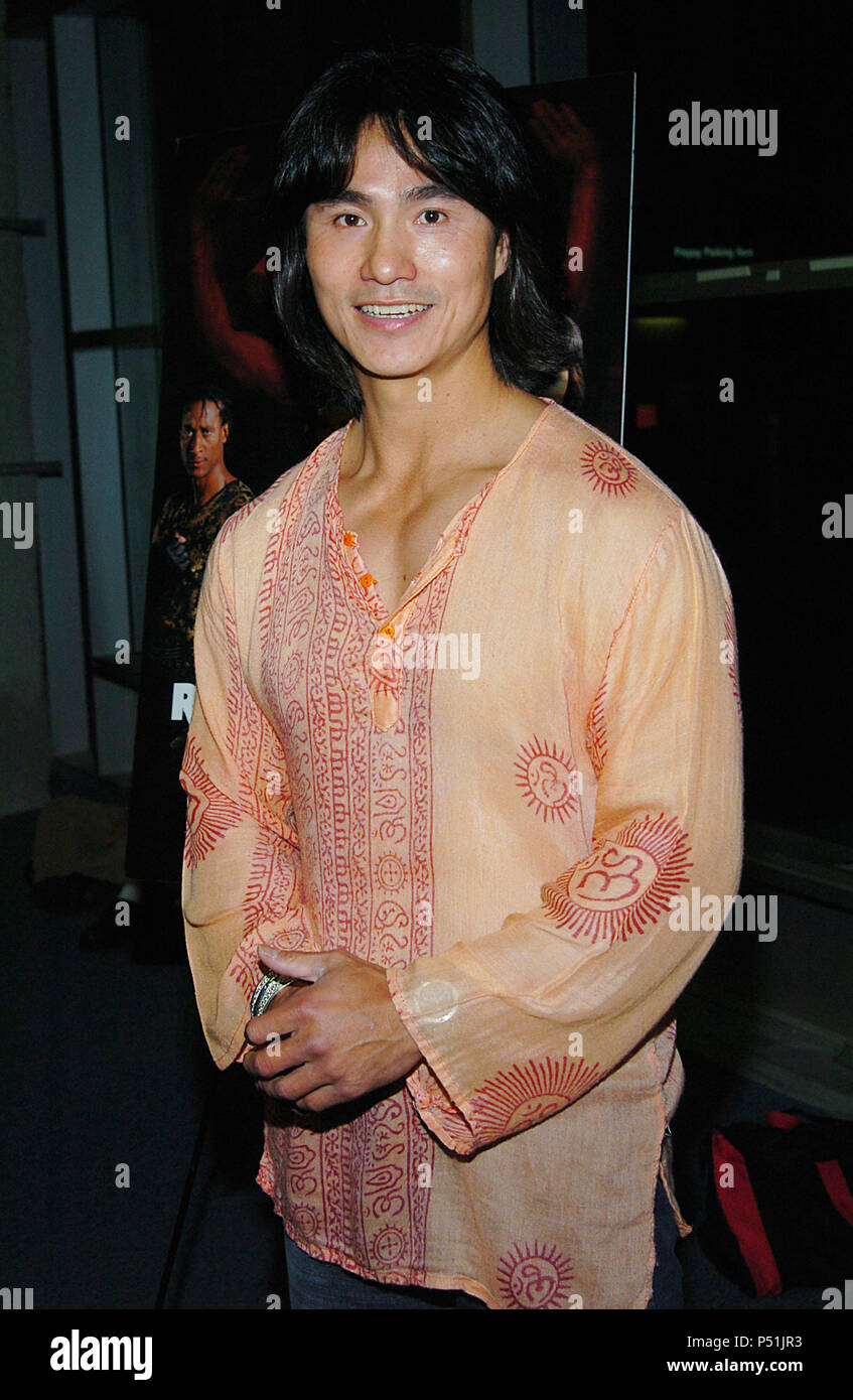 Robin shou hi-res stock photography and images - Alamy