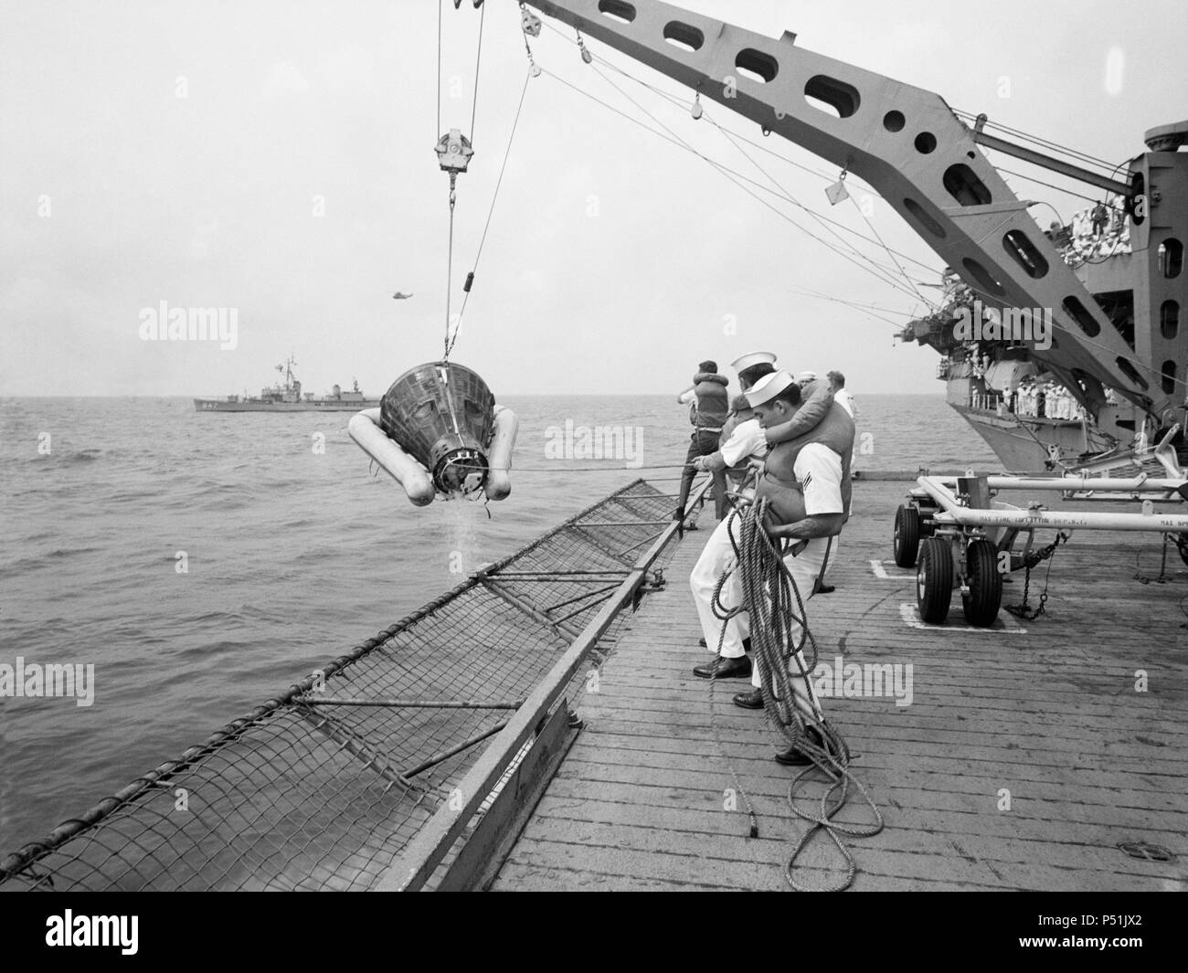 Gemini capsule recovery uss wasp hi-res stock photography and images ...