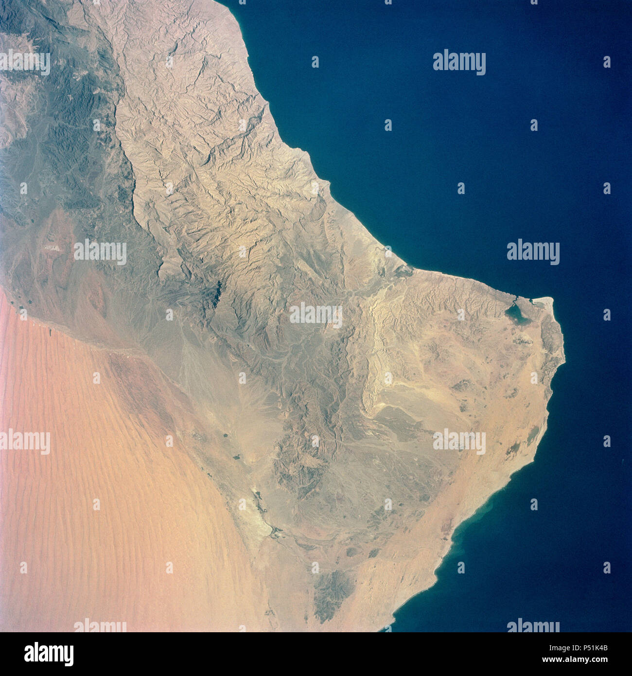Gulf 1960s hi-res stock photography and images - Alamy