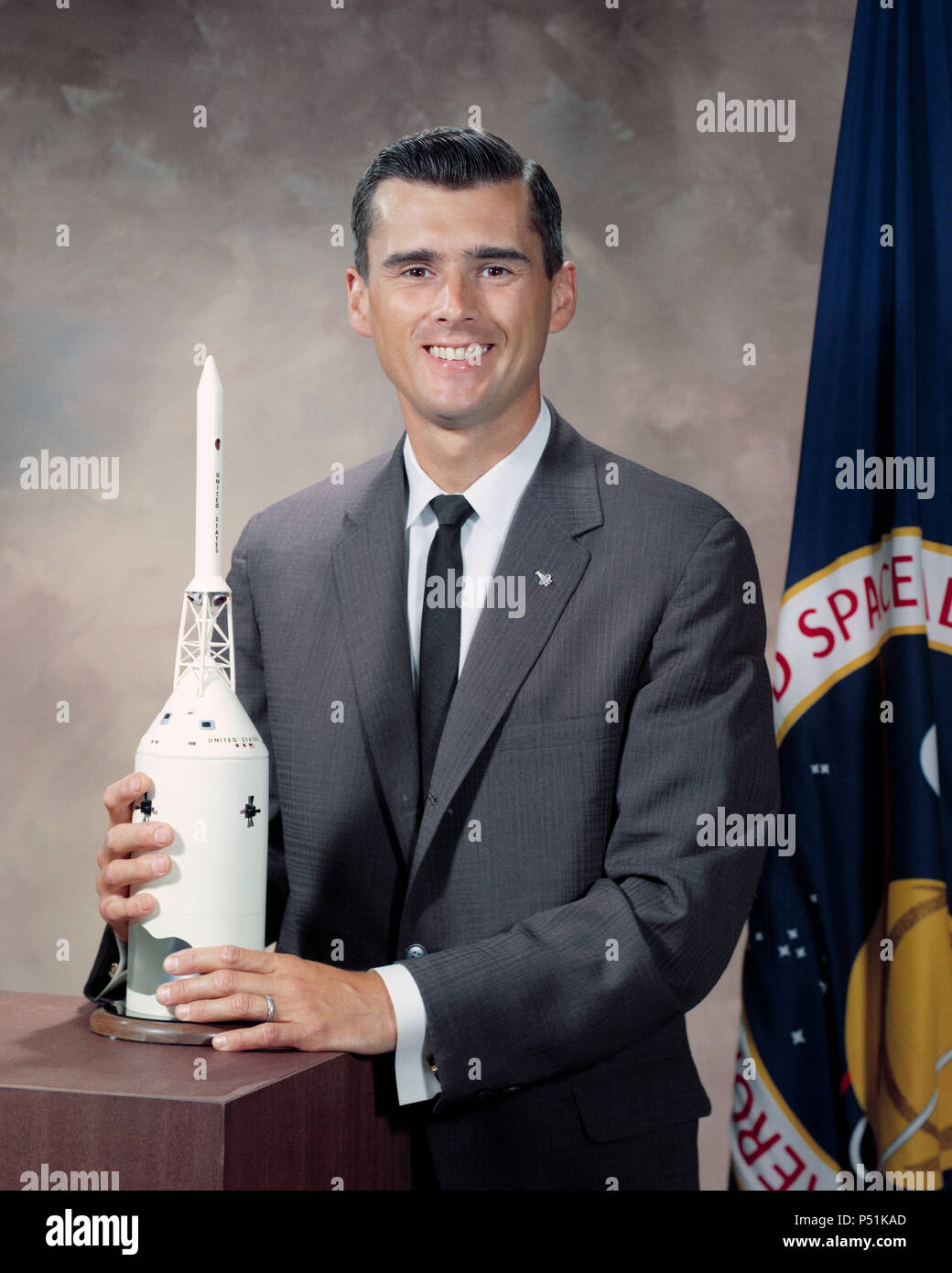 Astronaut chaffee portrait hi-res stock photography and images - Alamy