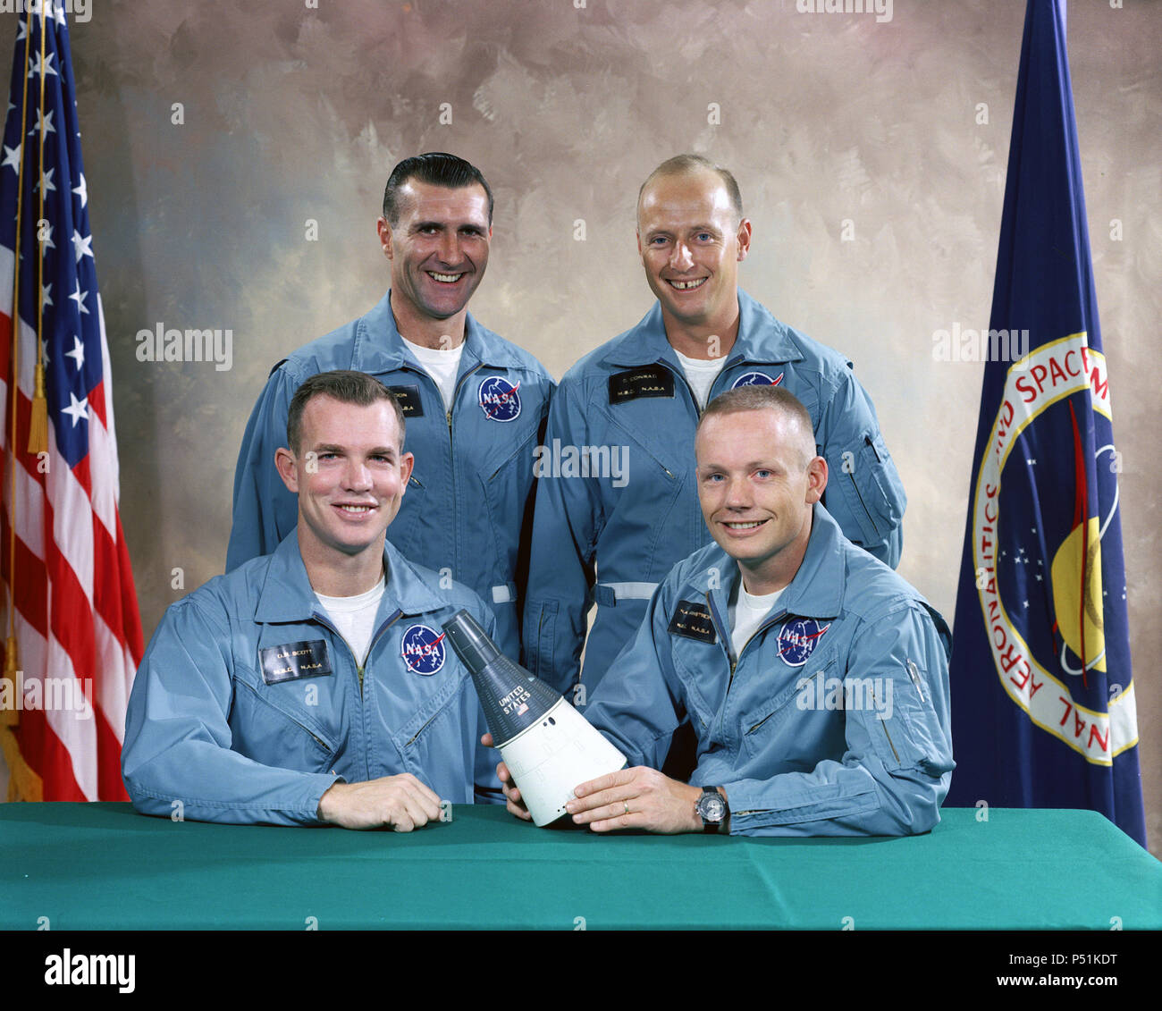 Photo of gemini 4 crew hi-res stock photography and images - Alamy