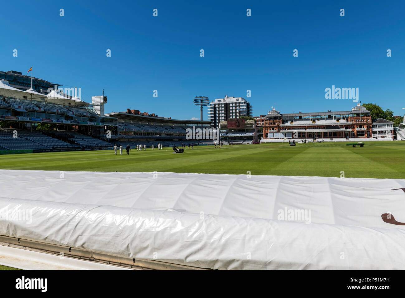 Lords cricket ground county hi-res stock photography and images - Alamy