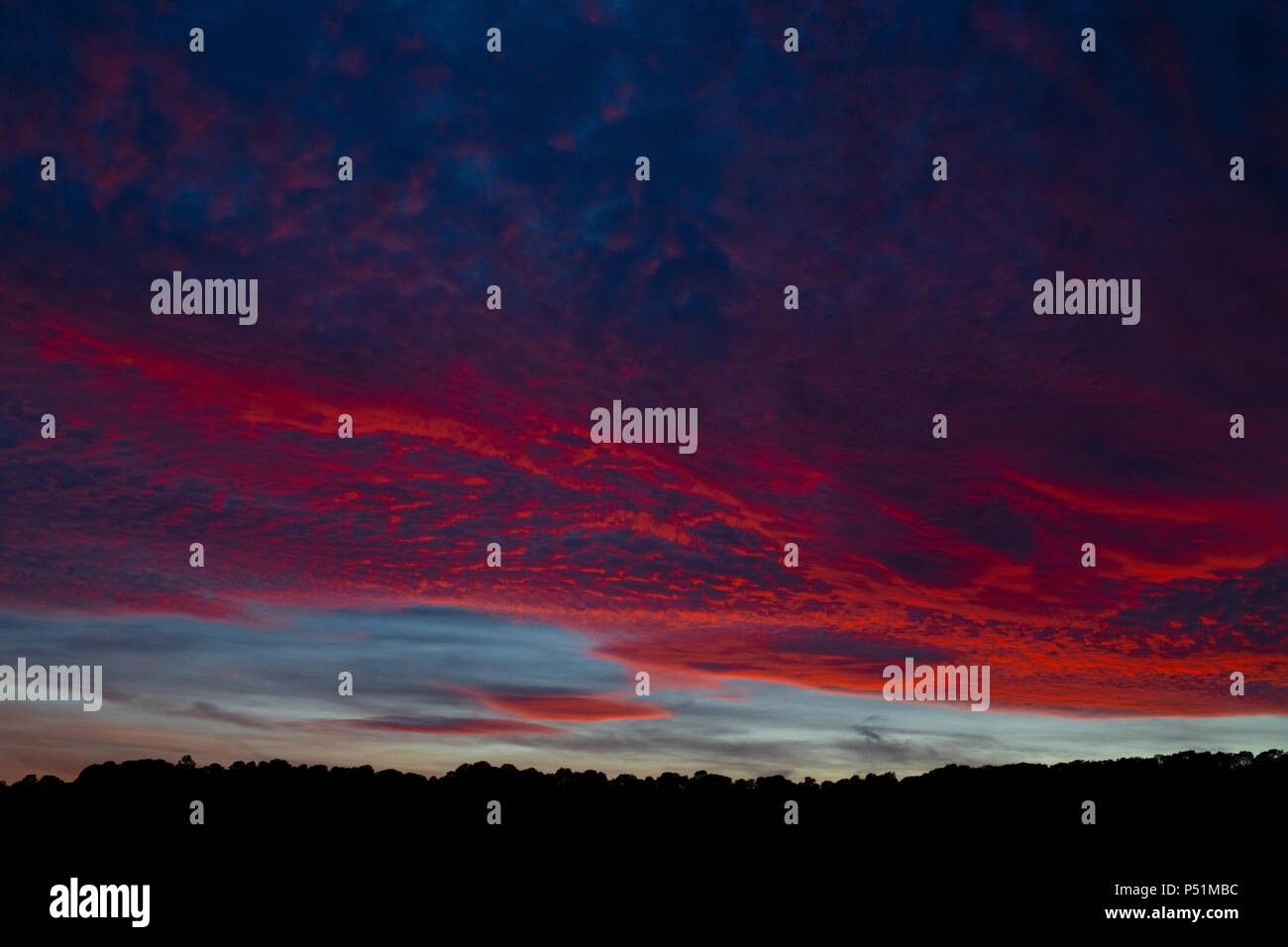 A red sky at sunset over Bath in the United Kingdom Stock Photo - Alamy