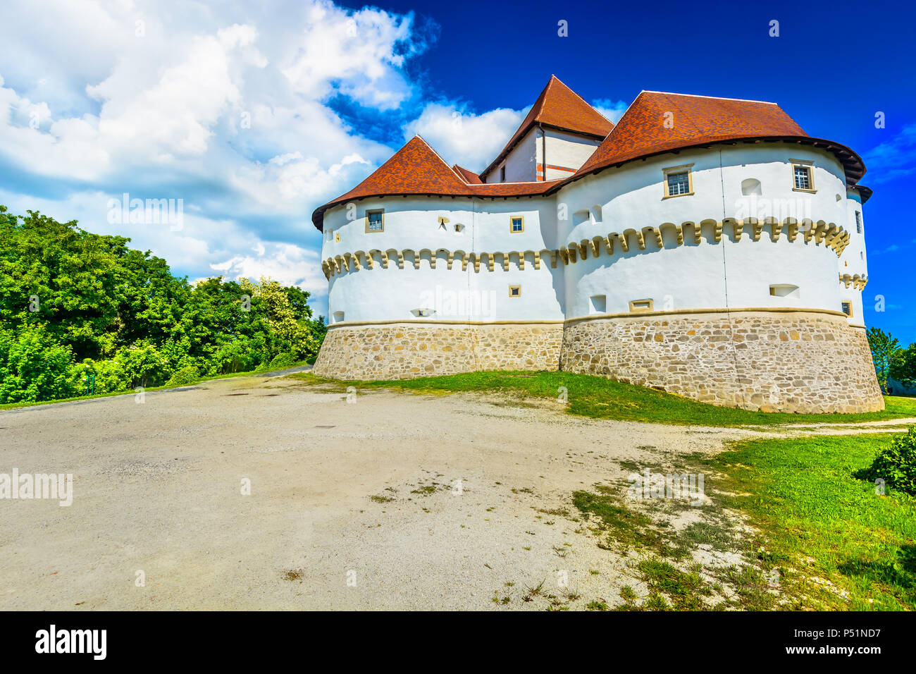 Veliki tabor castle fort croatia hi-res stock photography and images ...
