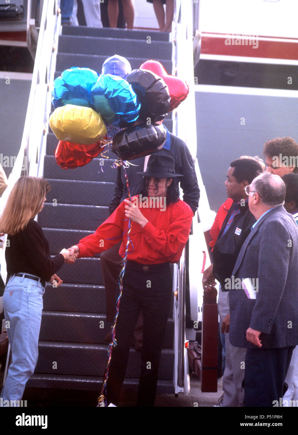 Michael jackson lax airport 1992 hi-res stock photography and images ...
