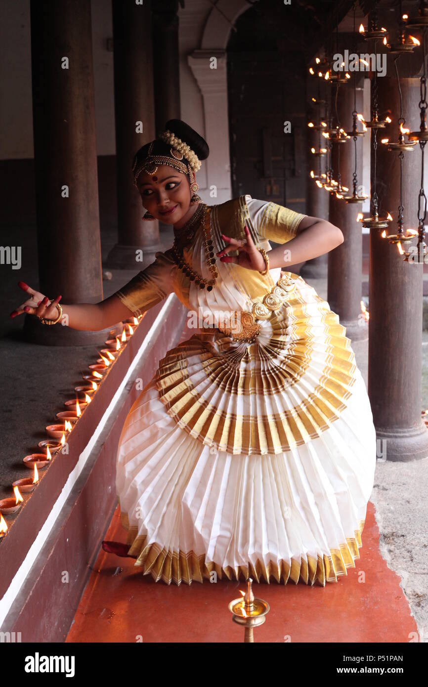 mohiniyattam is one of the eight classical dance forms of india,from ...