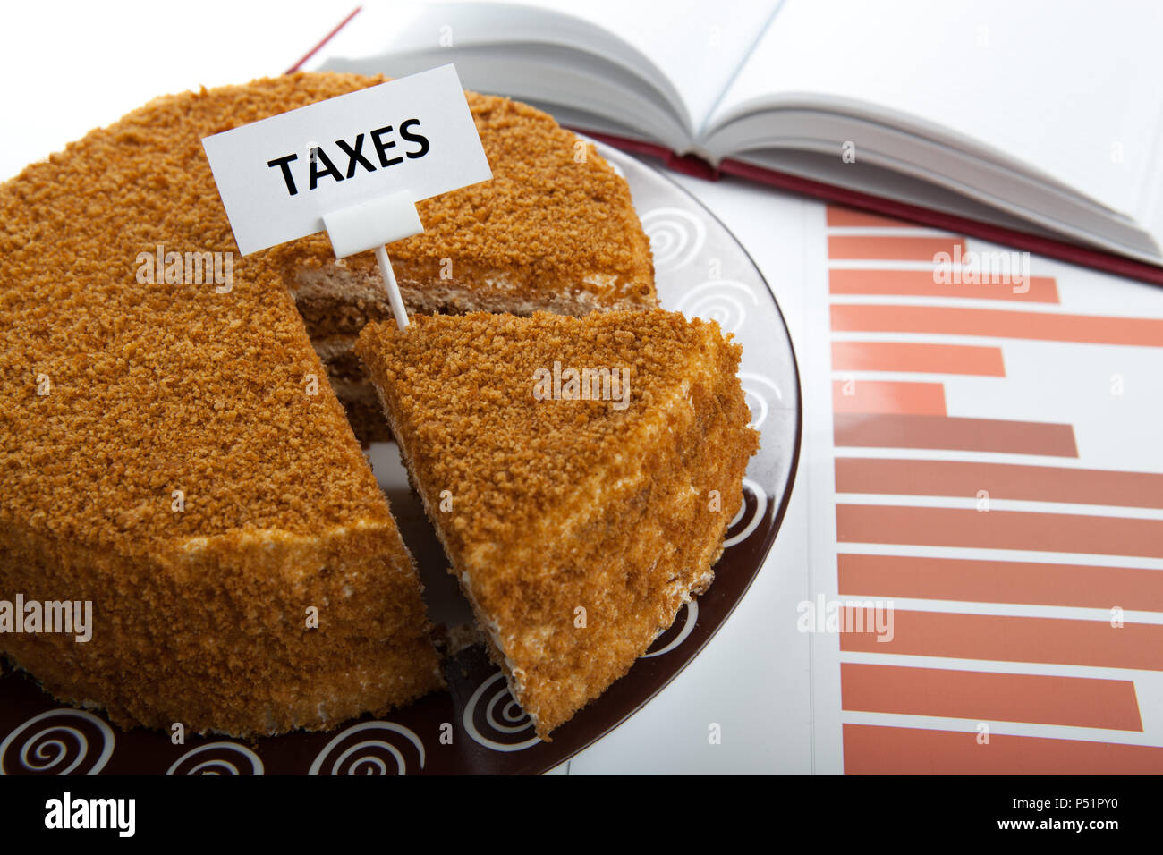 office work and metaphor in the form of cake for the payment of taxes ...