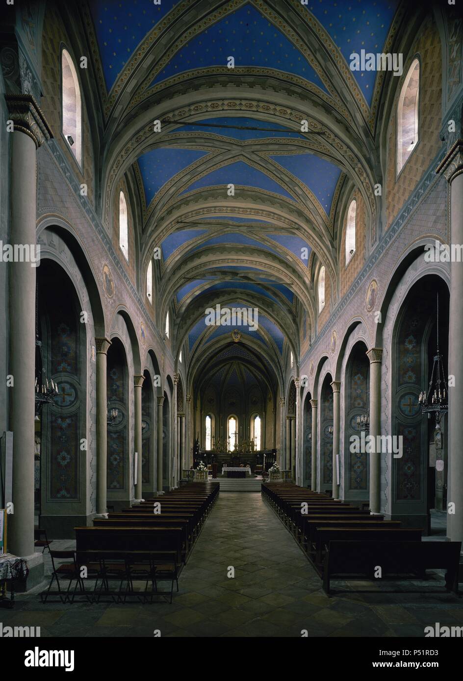 ARTE ROMANICO. ITALIA. CATEDRAL DE SAN JUSTO. Construida en el siglo XI ...