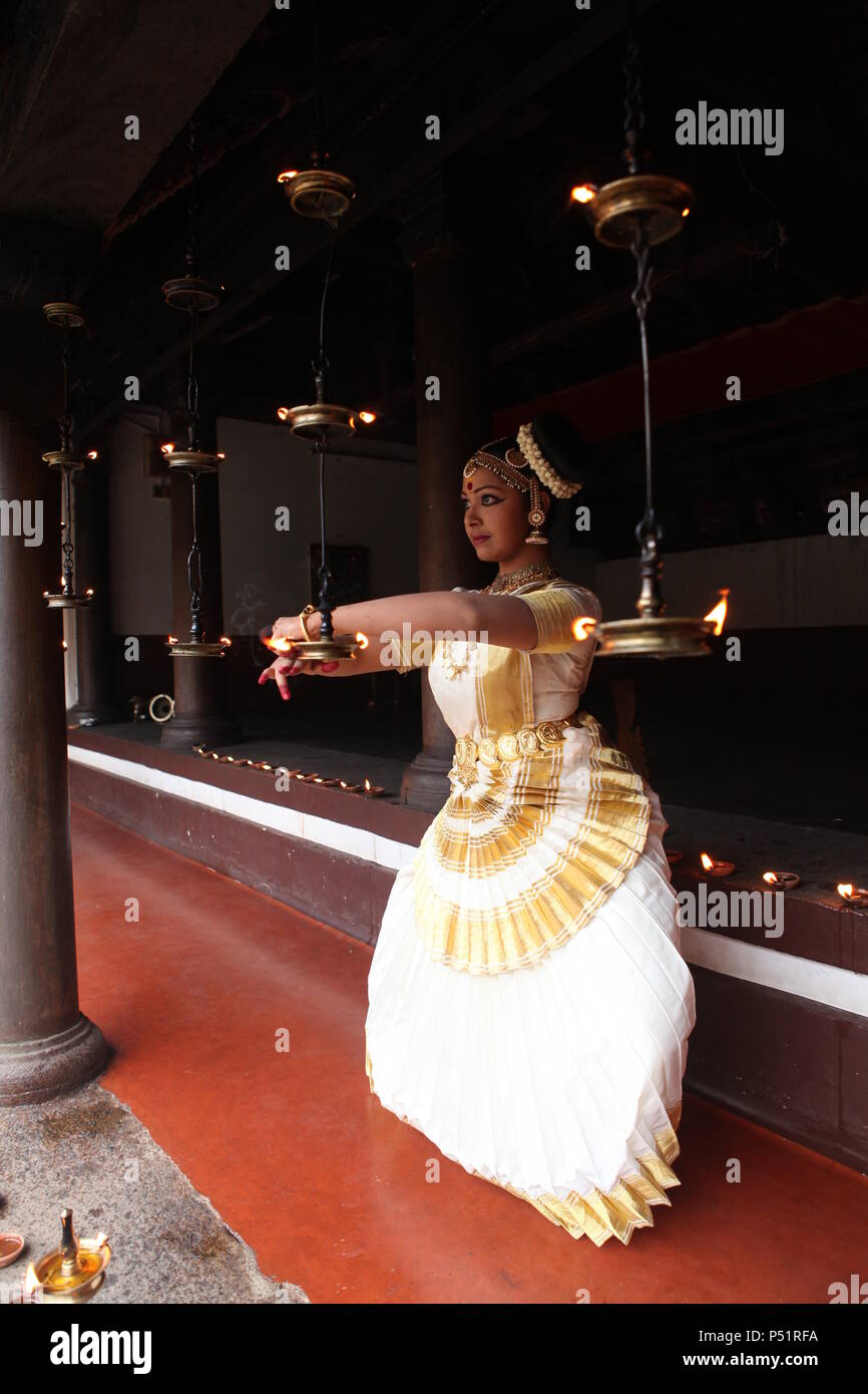 mohiniyattam is one of the eight classical dance forms of india,from ...