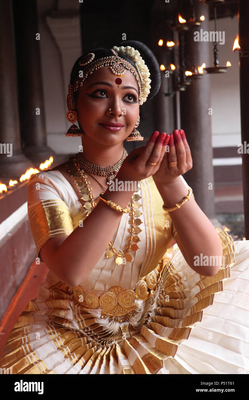 Mohini Attam Stock Photos & Mohini Attam Stock Images - Alamy